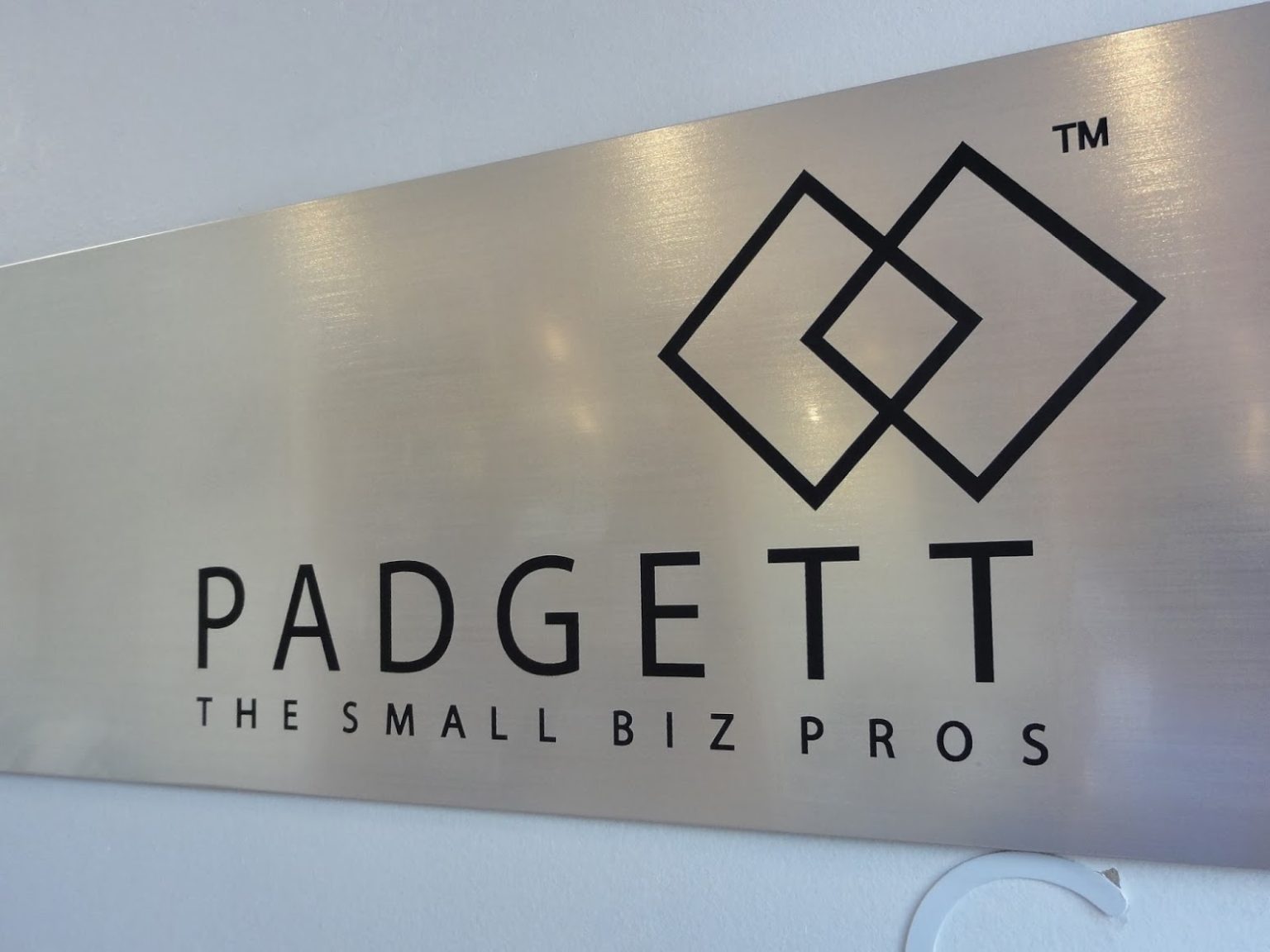 Laser Engraved Signs | Mississauga | Signs Den